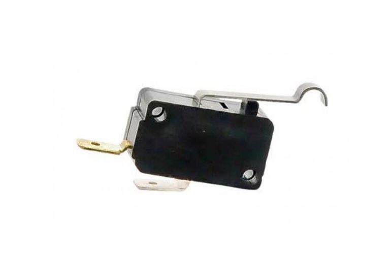 Micro Clutch Switch 15 AMP 12/24V N83-322300 (2601182) - AC Parts for ...